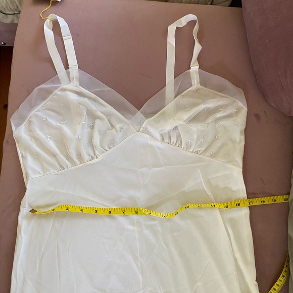 Aristocraft | Intimates & Sleepwear | Vintage Ivory Serene Highness By ...